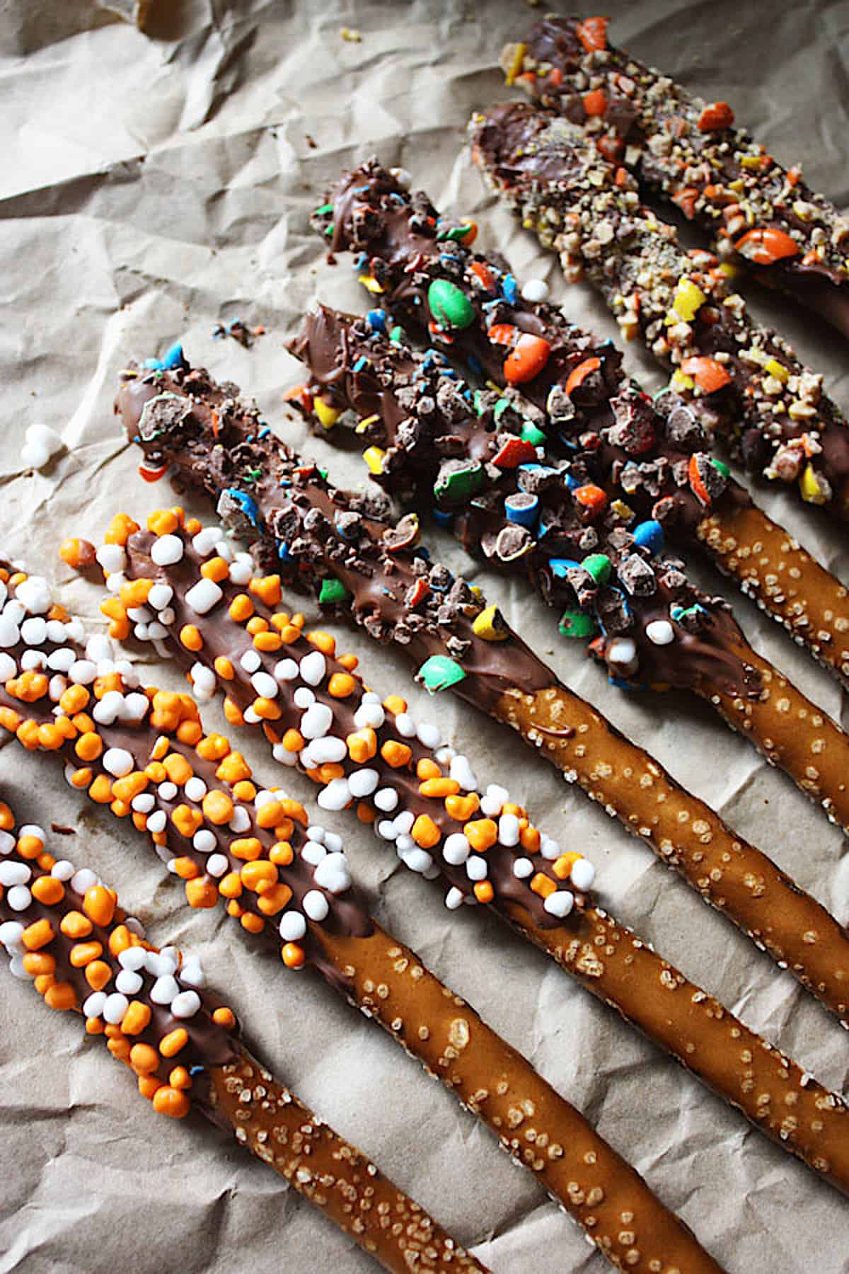 Halloween Pretzel Rods - Jeannie's Tried and True Recipes