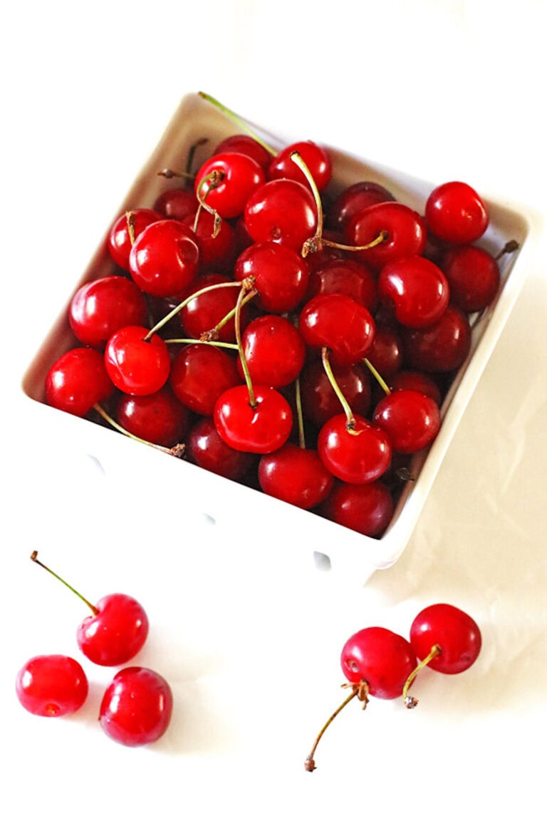 How to Freeze Cherries for Smoothies and Desserts - Tried and True Recipes