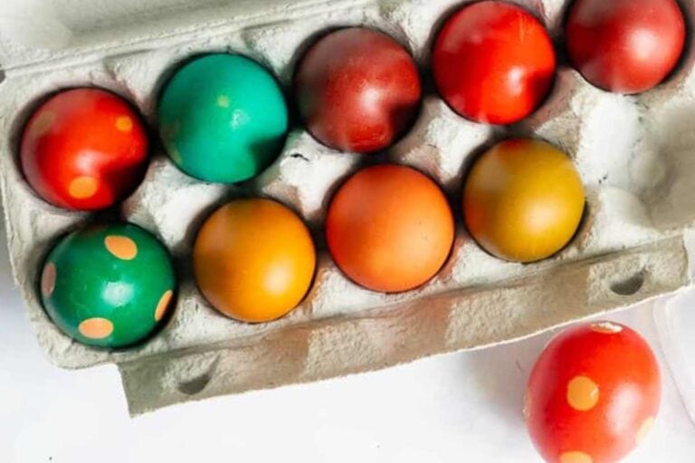 11 Unique Easter Egg Dyeing Ideas - Tried and True Recipes