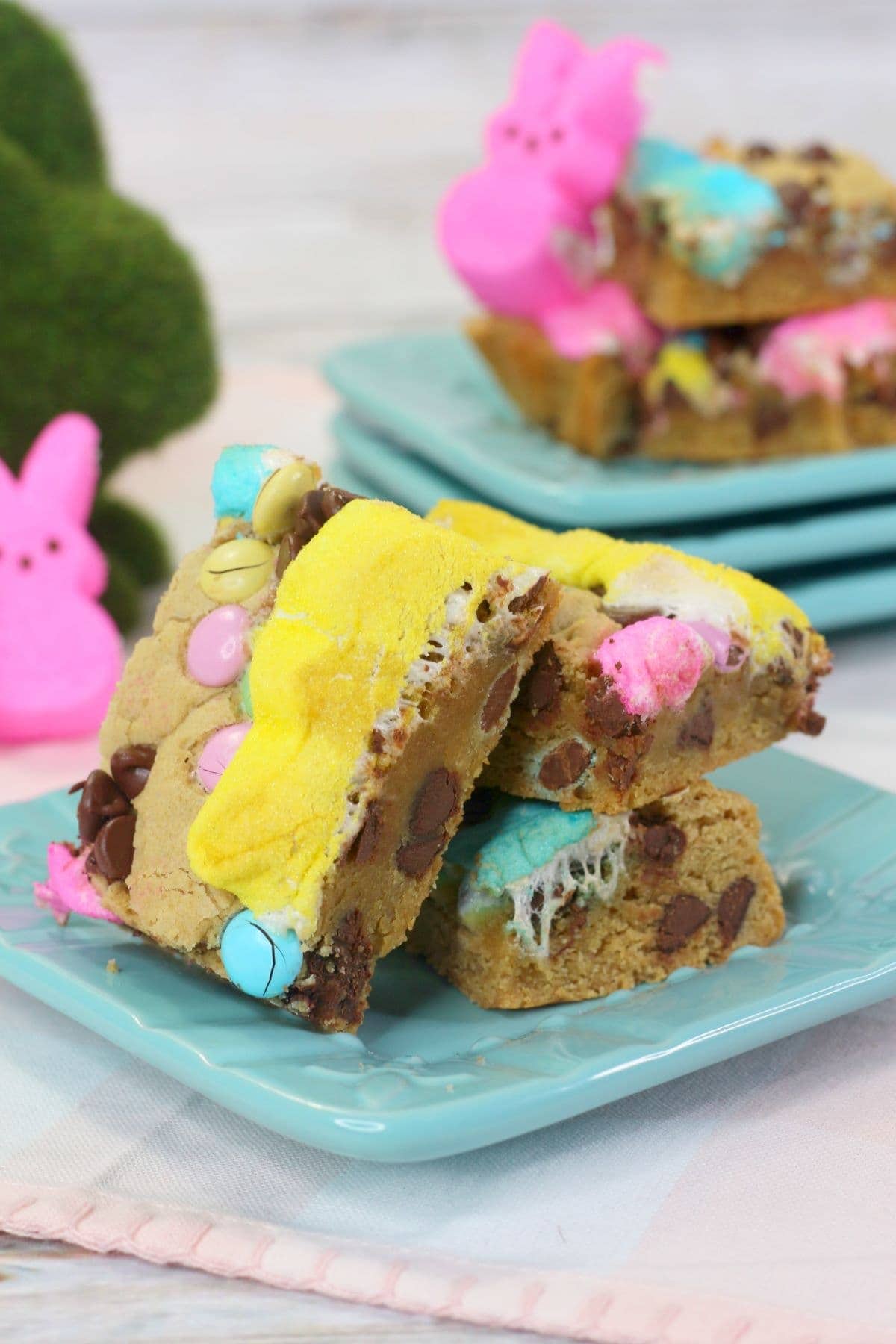 20 Fun and Easy Recipes Using Marshmallow Easter Peeps - Tried and True ...